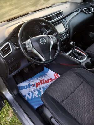 Grey Nissan Qashqai 2014 in Taurage, with an engine capacity of 1.60 L and mileage of 275 thousand km for 5850 €, photo 16 on AUTOMOTO.COM.LV