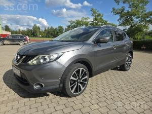 Grey Nissan Qashqai 2014 in Jelgava, with an engine capacity of 1.60 L and mileage of 208 thousand km for 9250 €, photo  on AUTOMOTO.COM.LV