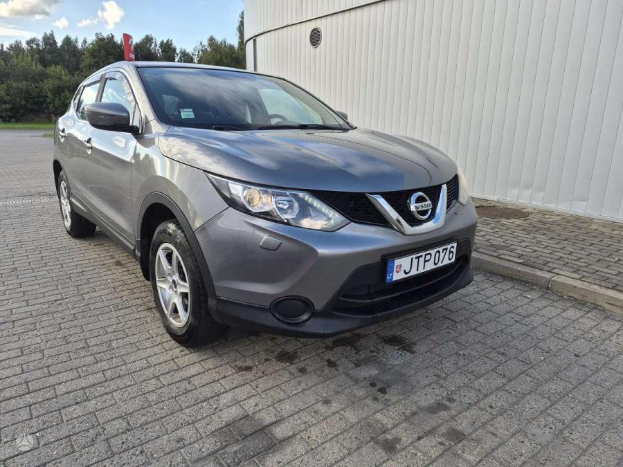 Pelēks Nissan Qashqai 2014 Panevēža, ar dzinēja tilpumu 1.20 L un nobraukumu 169 tūkst. km par 7000 €, foto 3 vietnē AUTOMOTO.COM.LV