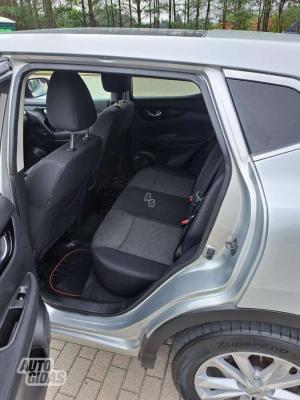Grey Nissan Qashqai 2014 in Taurage, with an engine capacity of 1.50 L and mileage of 226 thousand km for 7100 €, photo 16 on AUTOMOTO.COM.LV