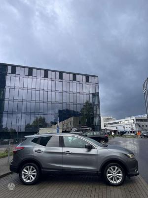 Pelēks Nissan Qashqai 2014 Viļņa, ar dzinēja tilpumu 1.60 L un nobraukumu 225 tūkst. km par 7139 €, foto 5 vietnē AUTOMOTO.COM.LV