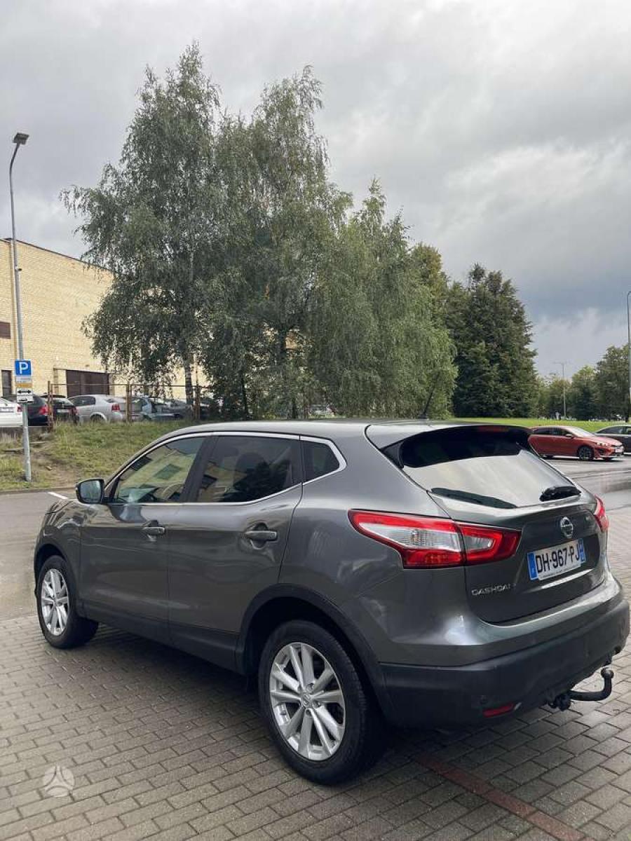 Pelēks Nissan Qashqai 2014 Viļņa, ar dzinēja tilpumu 1.60 L un nobraukumu 225 tūkst. km par 7139 €, foto 8 vietnē AUTOMOTO.COM.LV