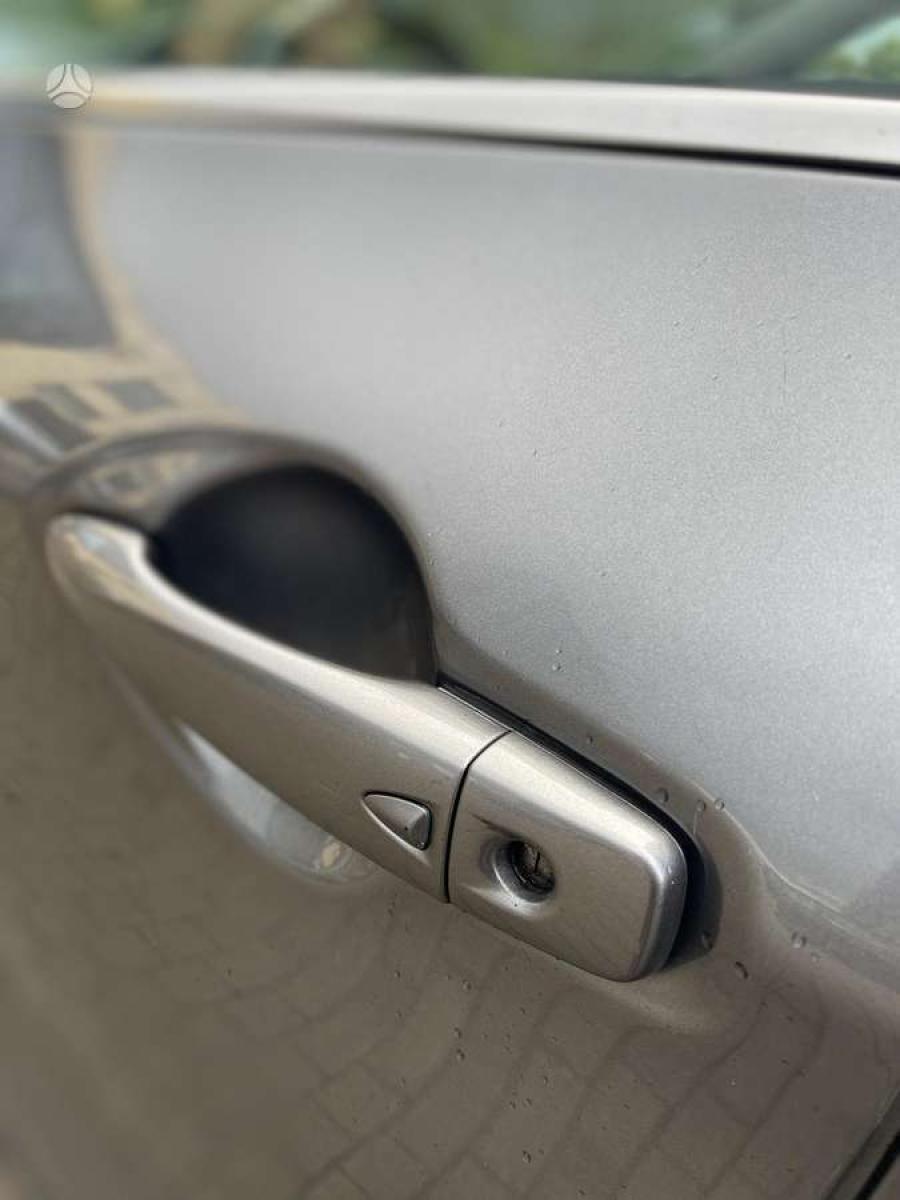 Pelēks Nissan Qashqai 2014 Viļņa, ar dzinēja tilpumu 1.60 L un nobraukumu 225 tūkst. km par 7139 €, foto 10 vietnē AUTOMOTO.COM.LV