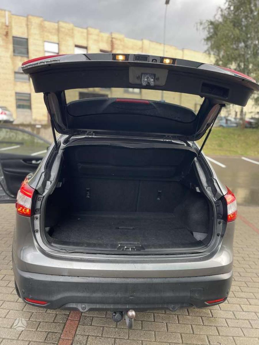 Pelēks Nissan Qashqai 2014 Viļņa, ar dzinēja tilpumu 1.60 L un nobraukumu 225 tūkst. km par 7139 €, foto 17 vietnē AUTOMOTO.COM.LV