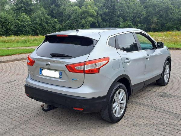 Pelēks Nissan Qashqai 2014 Tauragė, ar dzinēja tilpumu 1.46 L un nobraukumu 226 tūkst. km par 7100 €, foto 5 vietnē AUTOMOTO.COM.LV