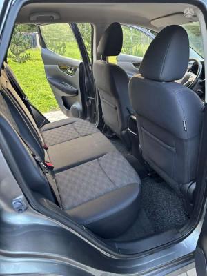 Grey Nissan Qashqai 2014 in Vilnius, with an engine capacity of 1.60 L and mileage of 110 thousand km for 10000 €, photo 11 on AUTOMOTO.COM.LV