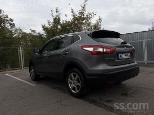 Pelēks Nissan Qashqai 2014 Daugavpils, ar dzinēja tilpumu 1.50 L un nobraukumu 228 tūkst. km par 6600 €, foto 5 vietnē AUTOMOTO.COM.LV