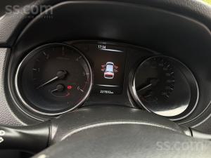 Pelēks Nissan Qashqai 2014 Daugavpils, ar dzinēja tilpumu 1.50 L un nobraukumu 228 tūkst. km par 6600 €, foto 9 vietnē AUTOMOTO.COM.LV