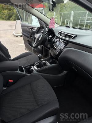 Pelēks Nissan Qashqai 2014 Daugavpils, ar dzinēja tilpumu 1.50 L un nobraukumu 228 tūkst. km par 6600 €, foto 16 vietnē AUTOMOTO.COM.LV