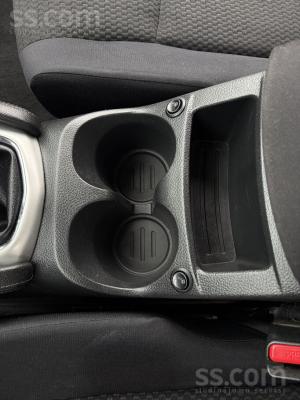 Pelēks Nissan Qashqai 2014 Daugavpils, ar dzinēja tilpumu 1.50 L un nobraukumu 228 tūkst. km par 6600 €, foto 12 vietnē AUTOMOTO.COM.LV