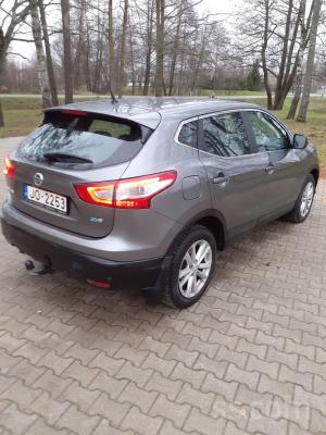 Pelēks Nissan Qashqai 2014 Rīga, ar dzinēja tilpumu 1.60 L un nobraukumu 237 tūkst. km par 8500 €, foto 5 vietnē AUTOMOTO.COM.LV