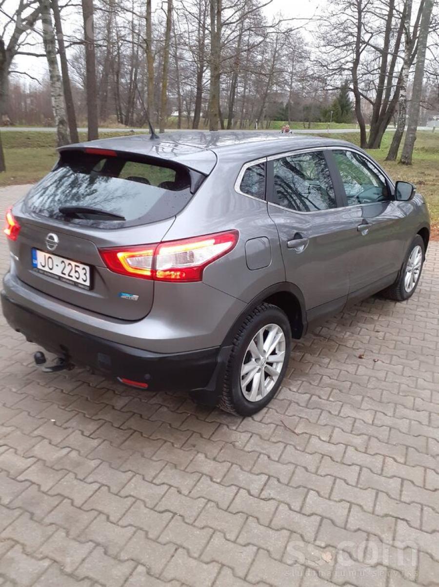 Pelēks Nissan Qashqai 2014 Rīga, ar dzinēja tilpumu 1.60 L un nobraukumu 237 tūkst. km par 8500 €, foto 5 vietnē AUTOMOTO.COM.LV