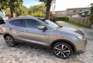 Pelēks Nissan Qashqai 2014 Jelgava, ar dzinēja tilpumu 1.60 L un nobraukumu 326 tūkst. km par 7600 €, foto 3 vietnē AUTOMOTO.COM.LV