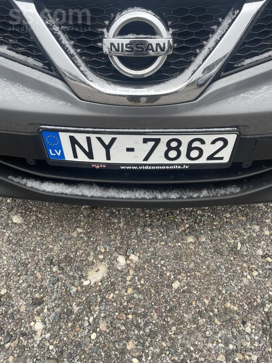 Pelēks Nissan Qashqai 2015 Cēsis, ar dzinēja tilpumu 1.50 L un nobraukumu 244 tūkst. km par 8200 €, foto 25 vietnē AUTOMOTO.COM.LV