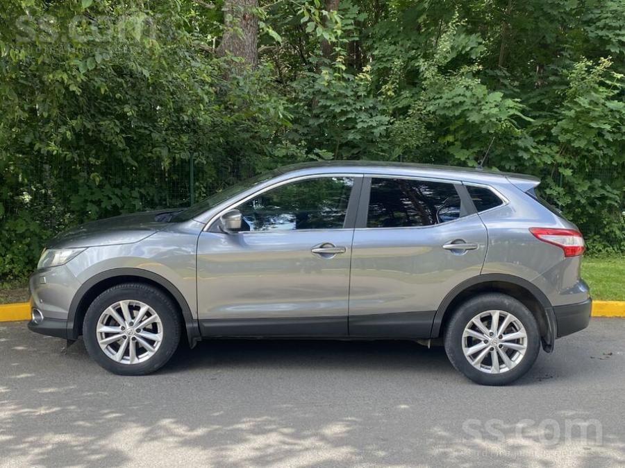 Grey Nissan Qashqai 2015 in Riga, with an engine capacity of 1.20 L and mileage of 0 thousand km for 8999 €, photo 6 on AUTOMOTO.COM.LV