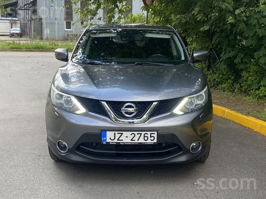 Grey Nissan Qashqai 2015 in Riga, with an engine capacity of 1.20 L and mileage of 0 thousand km for 8999 €, photo 8 on AUTOMOTO.COM.LV