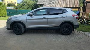 Pelēks Nissan Qashqai 2015 Viļņa, ar dzinēja tilpumu 1.60 L un nobraukumu 169 tūkst. km par 8850 €, foto 2 vietnē AUTOMOTO.COM.LV