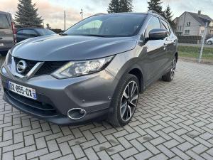 Grey Nissan Qashqai 2015 in Taurage, with an engine capacity of 1.20 L and mileage of 129 thousand km for 8000 €, photo  on AUTOMOTO.COM.LV
