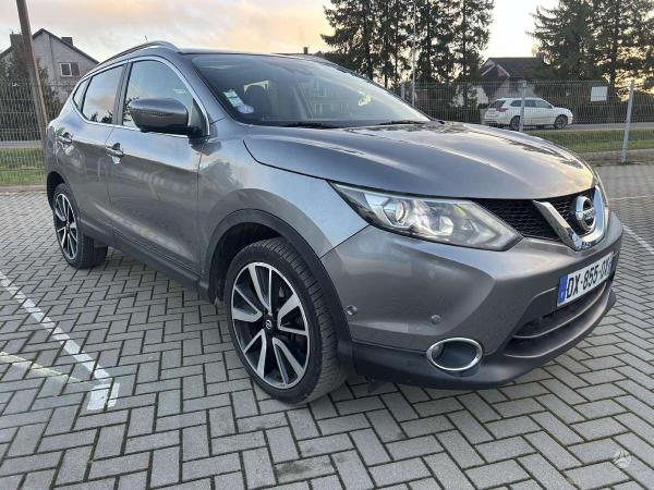 Pelēks Nissan Qashqai 2015 Tauragė, ar dzinēja tilpumu 1.20 L un nobraukumu 129 tūkst. km par 8000 €, foto 2 vietnē AUTOMOTO.COM.LV