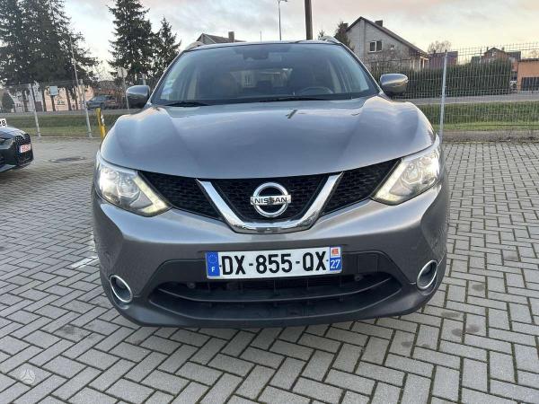 Pelēks Nissan Qashqai 2015 Tauragė, ar dzinēja tilpumu 1.20 L un nobraukumu 129 tūkst. km par 8000 €, foto 3 vietnē AUTOMOTO.COM.LV