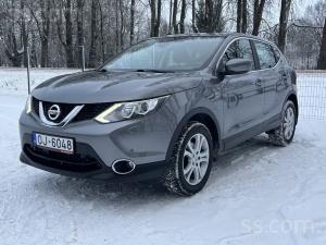 Grey Nissan Qashqai 2015 in Cesis, with an engine capacity of 1.20 L and mileage of 0 thousand km for 9990 €, photo 3 on AUTOMOTO.COM.LV
