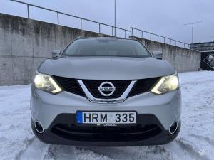 Grey Nissan Qashqai 2015 in Vilnius, with an engine capacity of 1.20 L and mileage of 207 thousand km for 6999 €, photo 8 on AUTOMOTO.COM.LV