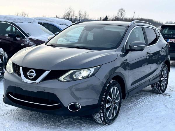 Pelēks Nissan Qashqai 2015 Kretinga, ar dzinēja tilpumu 1.20 L un nobraukumu 150 tūkst. km par 7450 €, foto 4 vietnē AUTOMOTO.COM.LV
