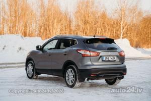 Grey Nissan Qashqai 2015 in Tallinn, with an engine capacity of 1.20 L and mileage of 165 thousand km for 8990 €, photo 4 on AUTOMOTO.COM.LV