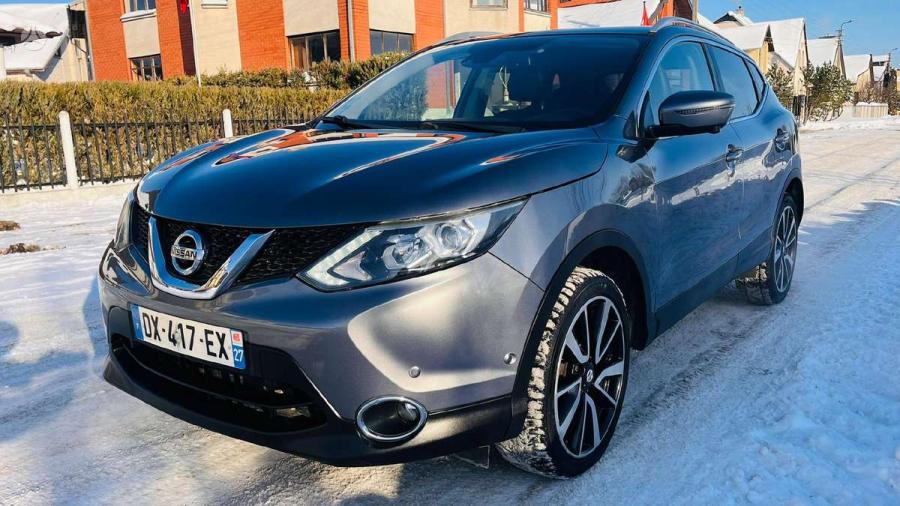 Pelēks Nissan Qashqai 2015 Panevēža, ar dzinēja tilpumu 1.60 L un nobraukumu 228 tūkst. km par 8400 €, foto 3 vietnē AUTOMOTO.COM.LV