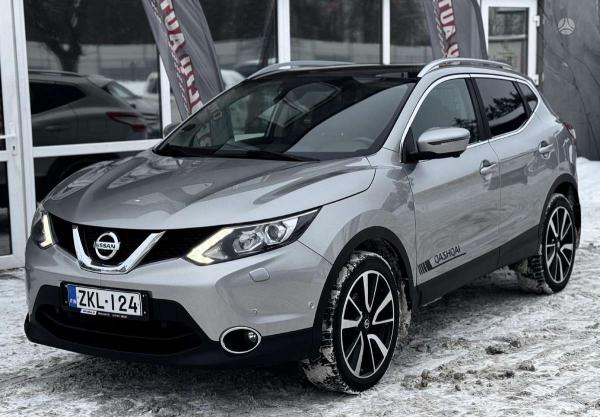 Grey Nissan Qashqai 2015 in Radviliskis, with an engine capacity of 1.20 L and mileage of 150 thousand km for 9950 €, photo 5 on AUTOMOTO.COM.LV