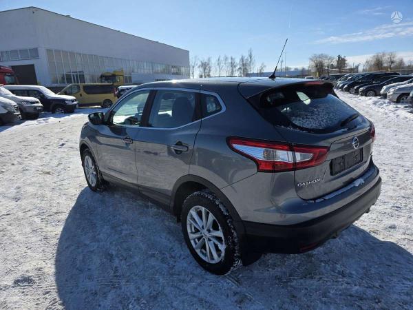 Pelēks Nissan Qashqai 2015 Marijampole, ar dzinēja tilpumu 1.46 L un nobraukumu 157 tūkst. km par 8250 €, foto 5 vietnē AUTOMOTO.COM.LV