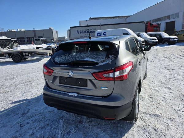 Pelēks Nissan Qashqai 2015 Marijampole, ar dzinēja tilpumu 1.46 L un nobraukumu 157 tūkst. km par 8250 €, foto 7 vietnē AUTOMOTO.COM.LV