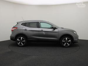 Pelēks Nissan Qashqai 2015 Viļņa, ar dzinēja tilpumu 1.60 L un nobraukumu 148 tūkst. km par 10999 €, foto 9 vietnē AUTOMOTO.COM.LV