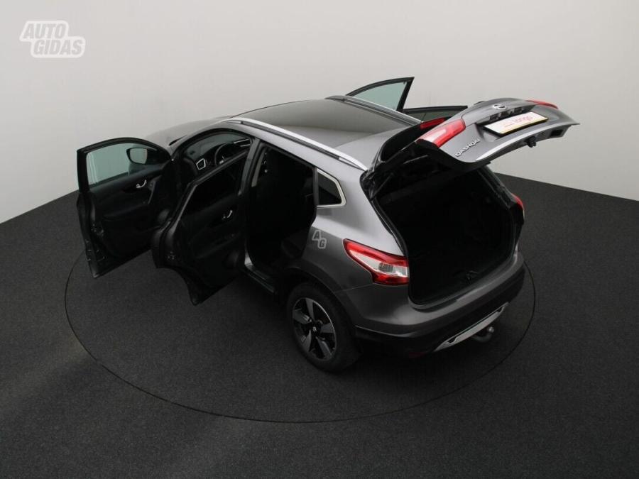 Pelēks Nissan Qashqai 2015 Viļņa, ar dzinēja tilpumu 1.60 L un nobraukumu 148 tūkst. km par 10999 €, foto 13 vietnē AUTOMOTO.COM.LV