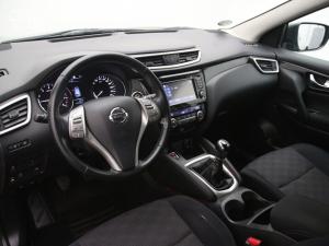 Pelēks Nissan Qashqai 2015 Viļņa, ar dzinēja tilpumu 1.60 L un nobraukumu 148 tūkst. km par 10999 €, foto 16 vietnē AUTOMOTO.COM.LV