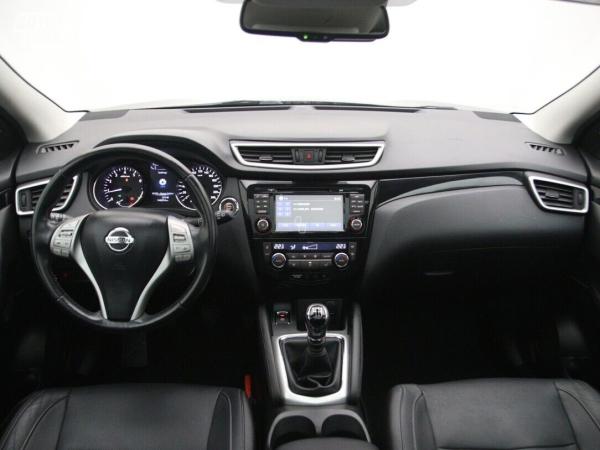 Grey Nissan Qashqai 2015 in Vilnius, with an engine capacity of 1.20 L and mileage of 146 thousand km for 10399 €, photo 2 on AUTOMOTO.COM.LV