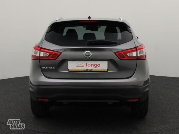 Grey Nissan Qashqai 2015 in Vilnius, with an engine capacity of 1.20 L and mileage of 146 thousand km for 10399 €, photo 5 on AUTOMOTO.COM.LV