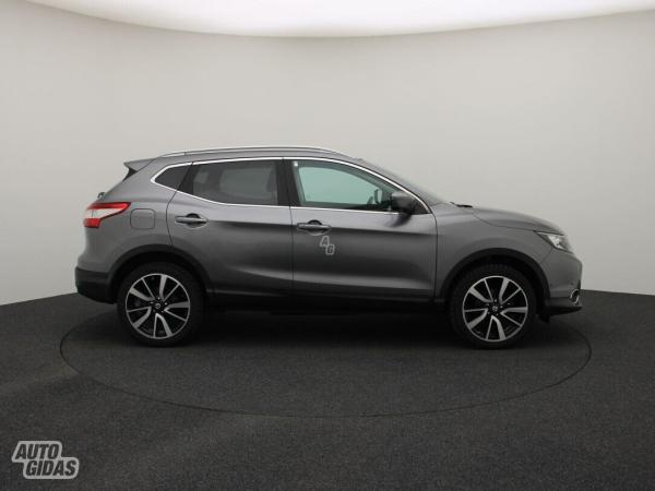 Grey Nissan Qashqai 2015 in Vilnius, with an engine capacity of 1.20 L and mileage of 146 thousand km for 10399 €, photo 9 on AUTOMOTO.COM.LV
