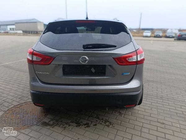 Pelēks Nissan Qashqai 2015 Šauļi, ar dzinēja tilpumu 1.50 L un nobraukumu 268 tūkst. km par 8250 €, foto 6 vietnē AUTOMOTO.COM.LV
