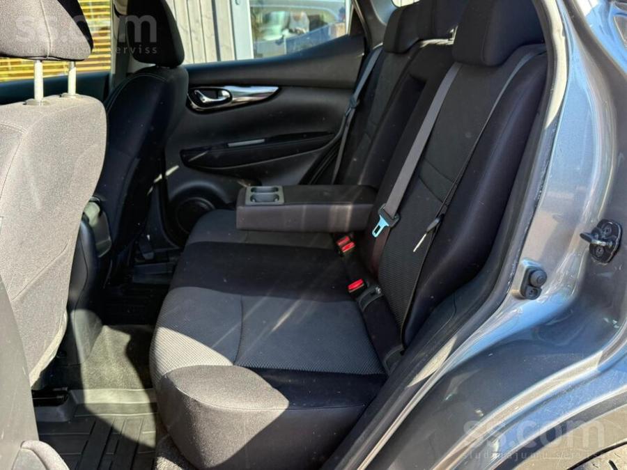Pelēks Nissan Qashqai 2015 Rīga, ar dzinēja tilpumu 1.20 L un nobraukumu 65 tūkst. km par 6800 €, foto 14 vietnē AUTOMOTO.COM.LV