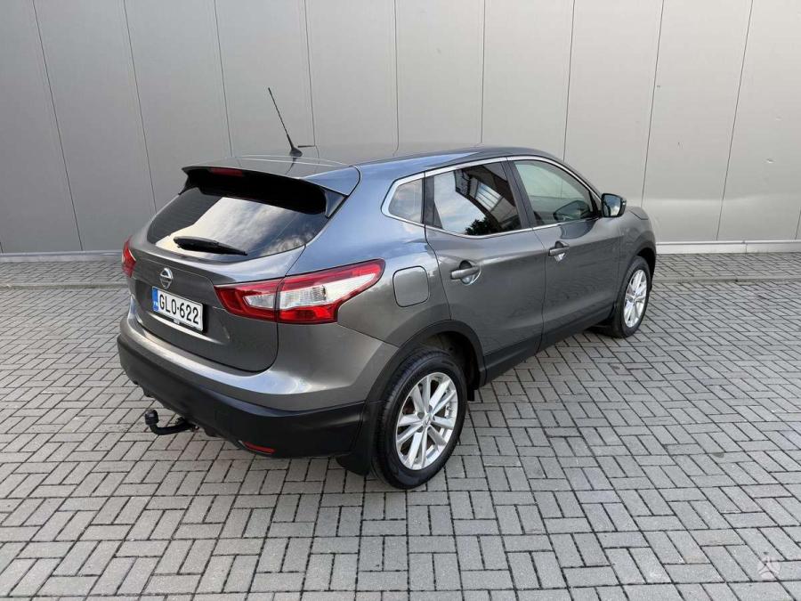Pelēks Nissan Qashqai 2015 Kauņa, ar dzinēja tilpumu 1.60 L un nobraukumu 254 tūkst. km par 6300 €, foto 5 vietnē AUTOMOTO.COM.LV