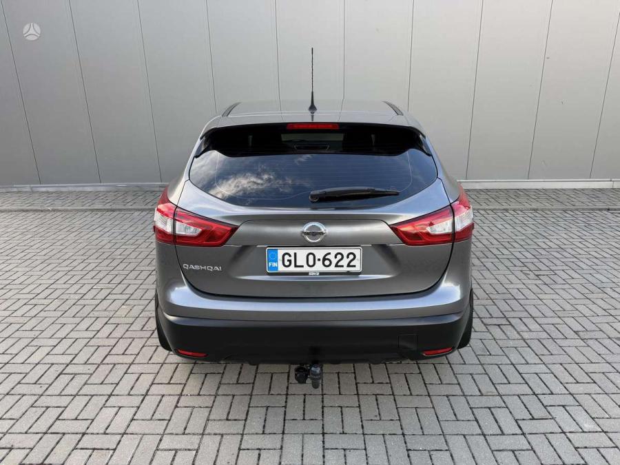 Pelēks Nissan Qashqai 2015 Kauņa, ar dzinēja tilpumu 1.60 L un nobraukumu 254 tūkst. km par 6300 €, foto 6 vietnē AUTOMOTO.COM.LV