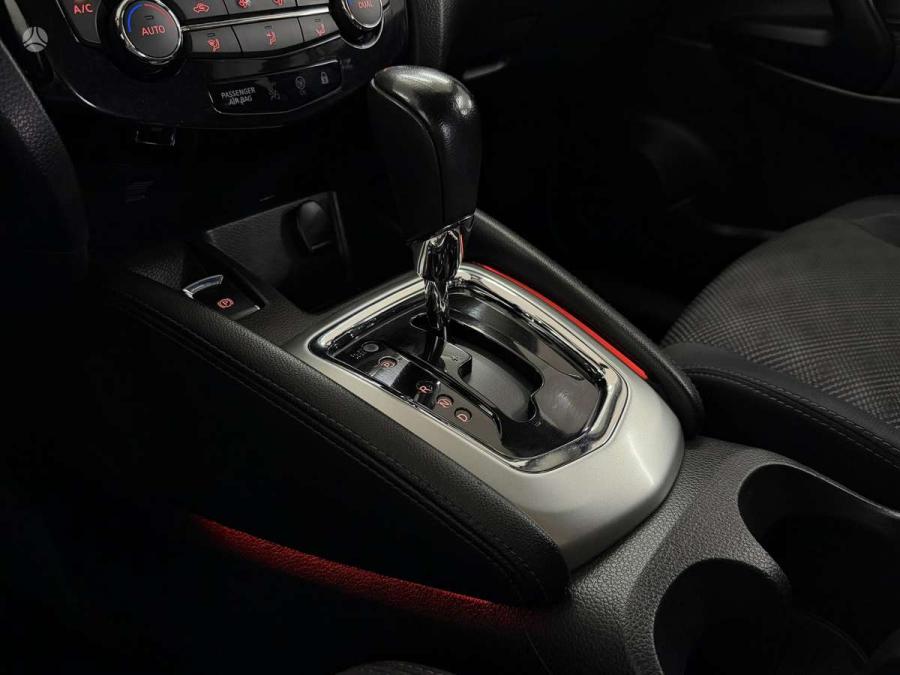 Pelēks Nissan Qashqai 2015 Kauņa, ar dzinēja tilpumu 1.60 L un nobraukumu 254 tūkst. km par 6300 €, foto 13 vietnē AUTOMOTO.COM.LV