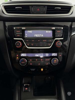 Pelēks Nissan Qashqai 2015 Kauņa, ar dzinēja tilpumu 1.60 L un nobraukumu 254 tūkst. km par 6300 €, foto 14 vietnē AUTOMOTO.COM.LV