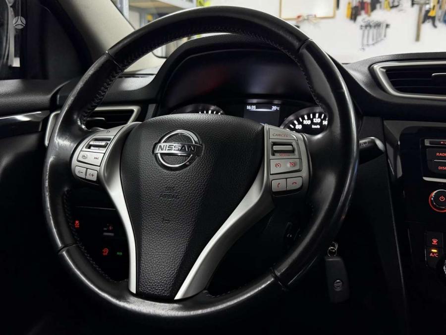 Pelēks Nissan Qashqai 2015 Kauņa, ar dzinēja tilpumu 1.60 L un nobraukumu 254 tūkst. km par 6300 €, foto 15 vietnē AUTOMOTO.COM.LV