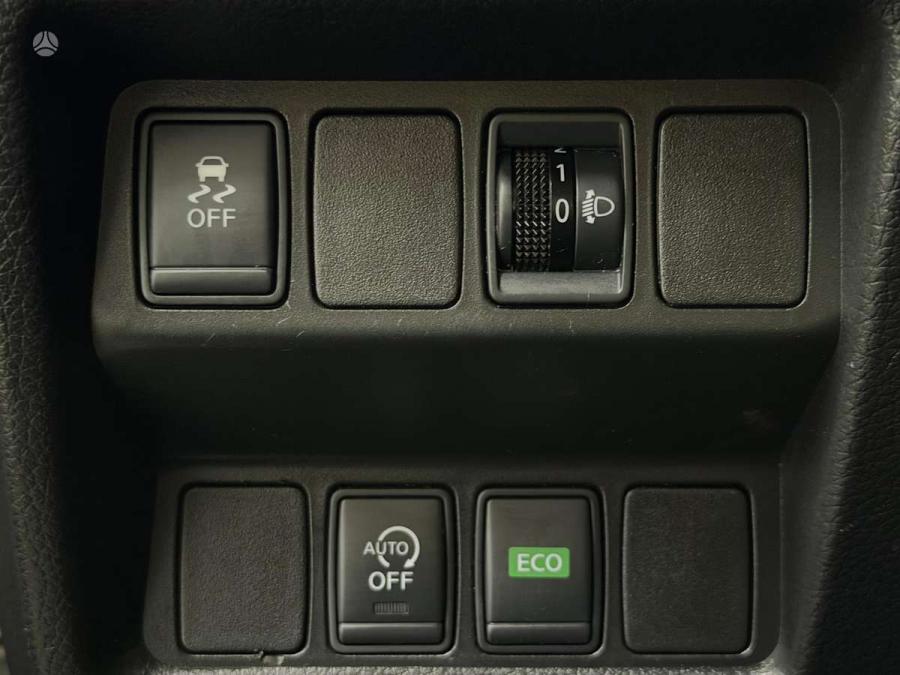 Pelēks Nissan Qashqai 2015 Kauņa, ar dzinēja tilpumu 1.60 L un nobraukumu 254 tūkst. km par 6300 €, foto 17 vietnē AUTOMOTO.COM.LV