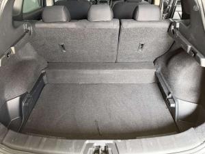 Pelēks Nissan Qashqai 2015 Kauņa, ar dzinēja tilpumu 1.60 L un nobraukumu 254 tūkst. km par 6300 €, foto 22 vietnē AUTOMOTO.COM.LV
