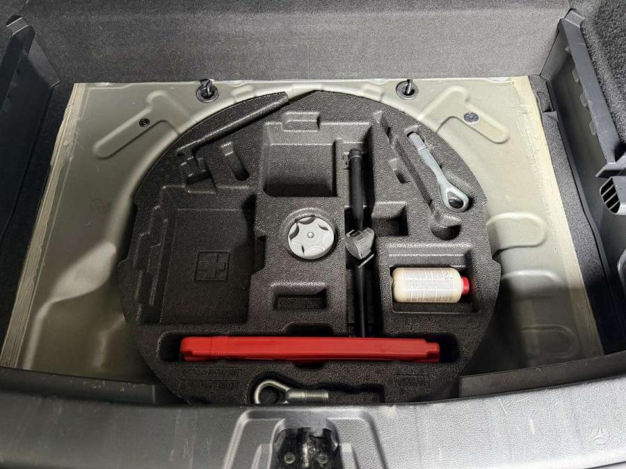 Pelēks Nissan Qashqai 2015 Kauņa, ar dzinēja tilpumu 1.60 L un nobraukumu 254 tūkst. km par 6300 €, foto 23 vietnē AUTOMOTO.COM.LV