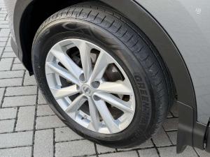 Pelēks Nissan Qashqai 2015 Kauņa, ar dzinēja tilpumu 1.60 L un nobraukumu 254 tūkst. km par 6300 €, foto 26 vietnē AUTOMOTO.COM.LV
