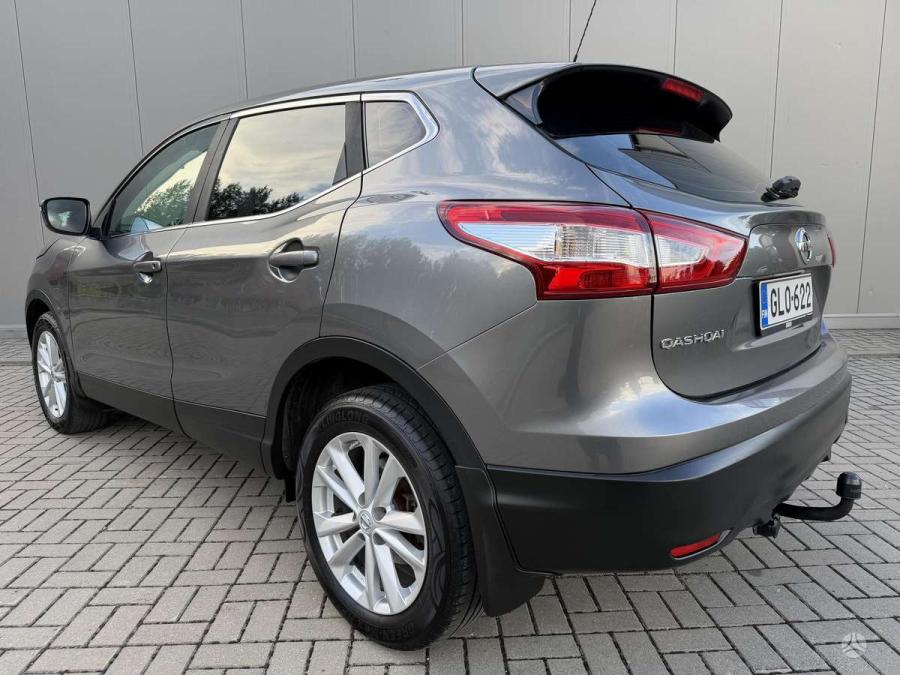 Pelēks Nissan Qashqai 2015 Kauņa, ar dzinēja tilpumu 1.60 L un nobraukumu 254 tūkst. km par 6300 €, foto 29 vietnē AUTOMOTO.COM.LV